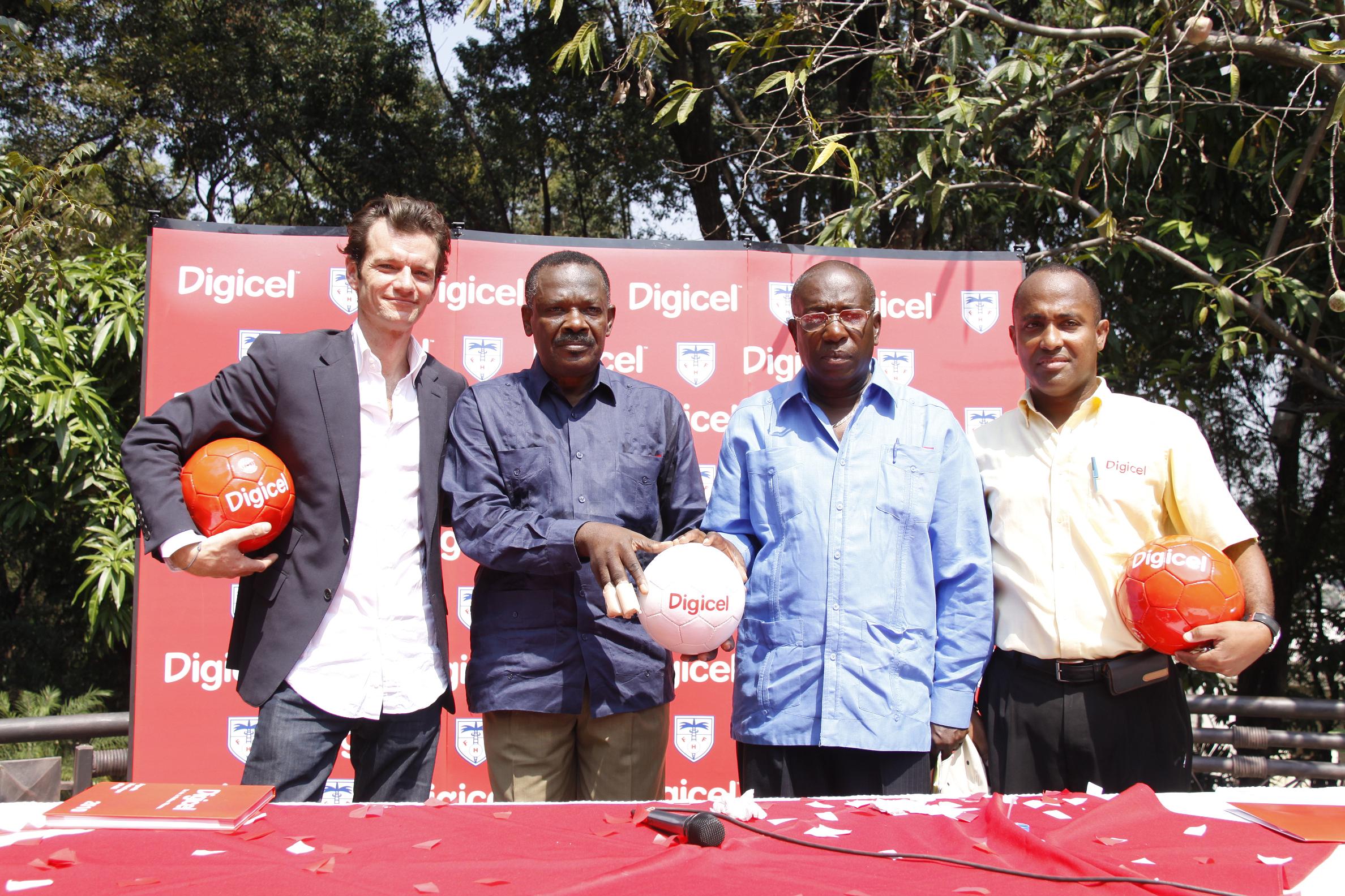 DIGICEL DISTRIBUTES 19,000 TENTS IN PORT-AU-PRINCE TO SHELTER MORE THAN ...