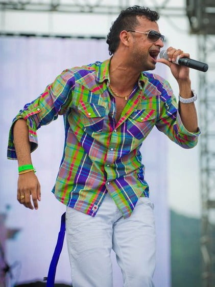 Ravi B jump-starts TT’s Carnival 2012 with major performance and new ...