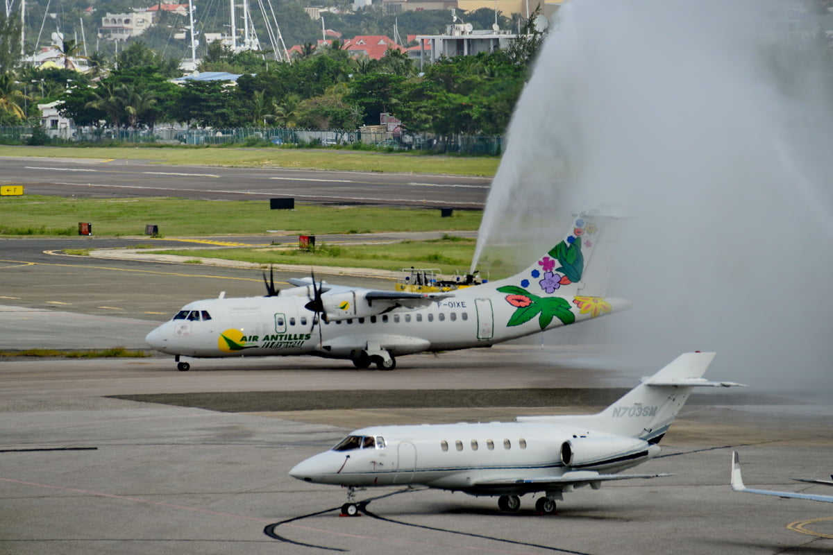 WINAIR Starts Non-stop St Maarten/Santo Domingo Service | The Bajan ...
